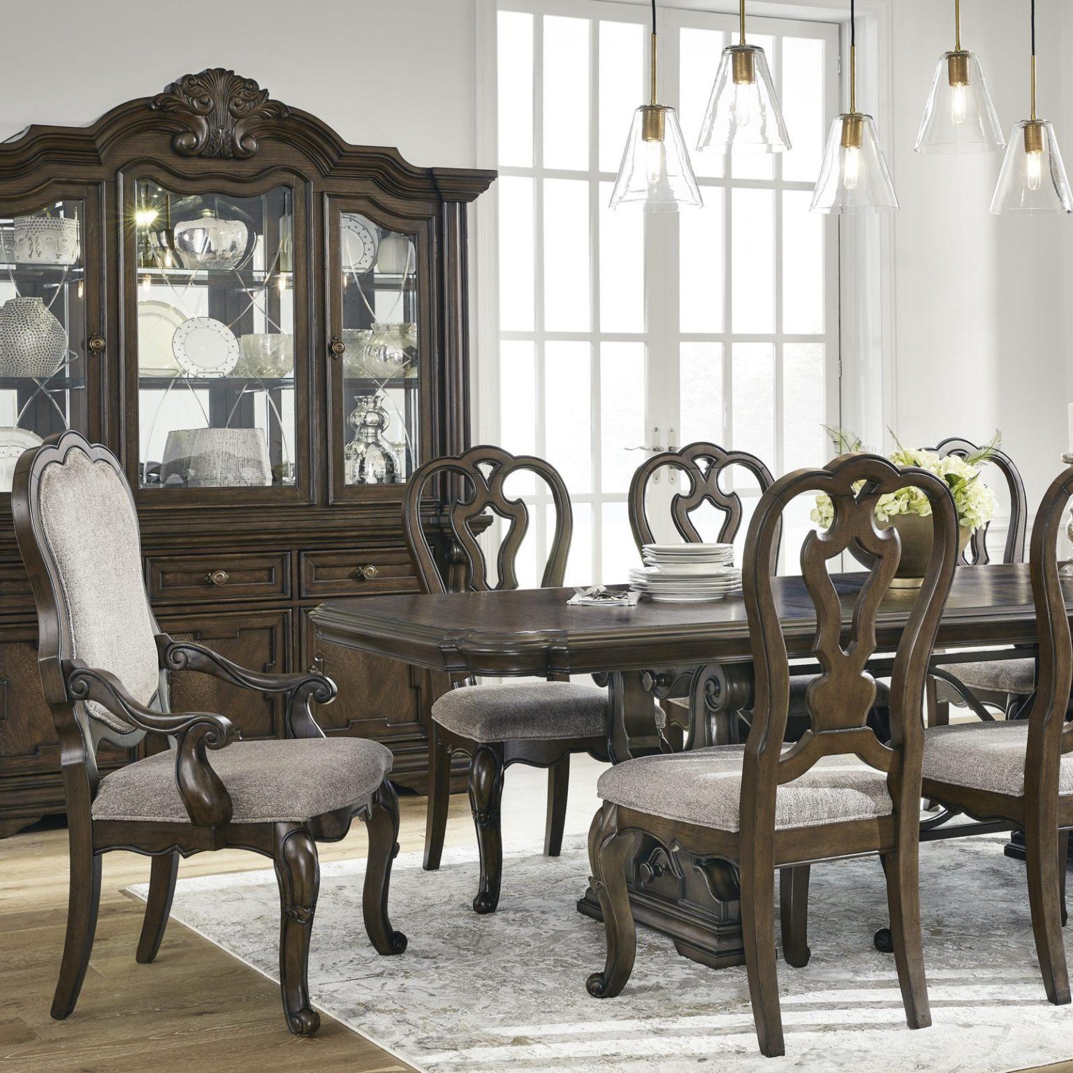 Dining Room Suites - Elegant Dining Sets at Ashley Furniture SA